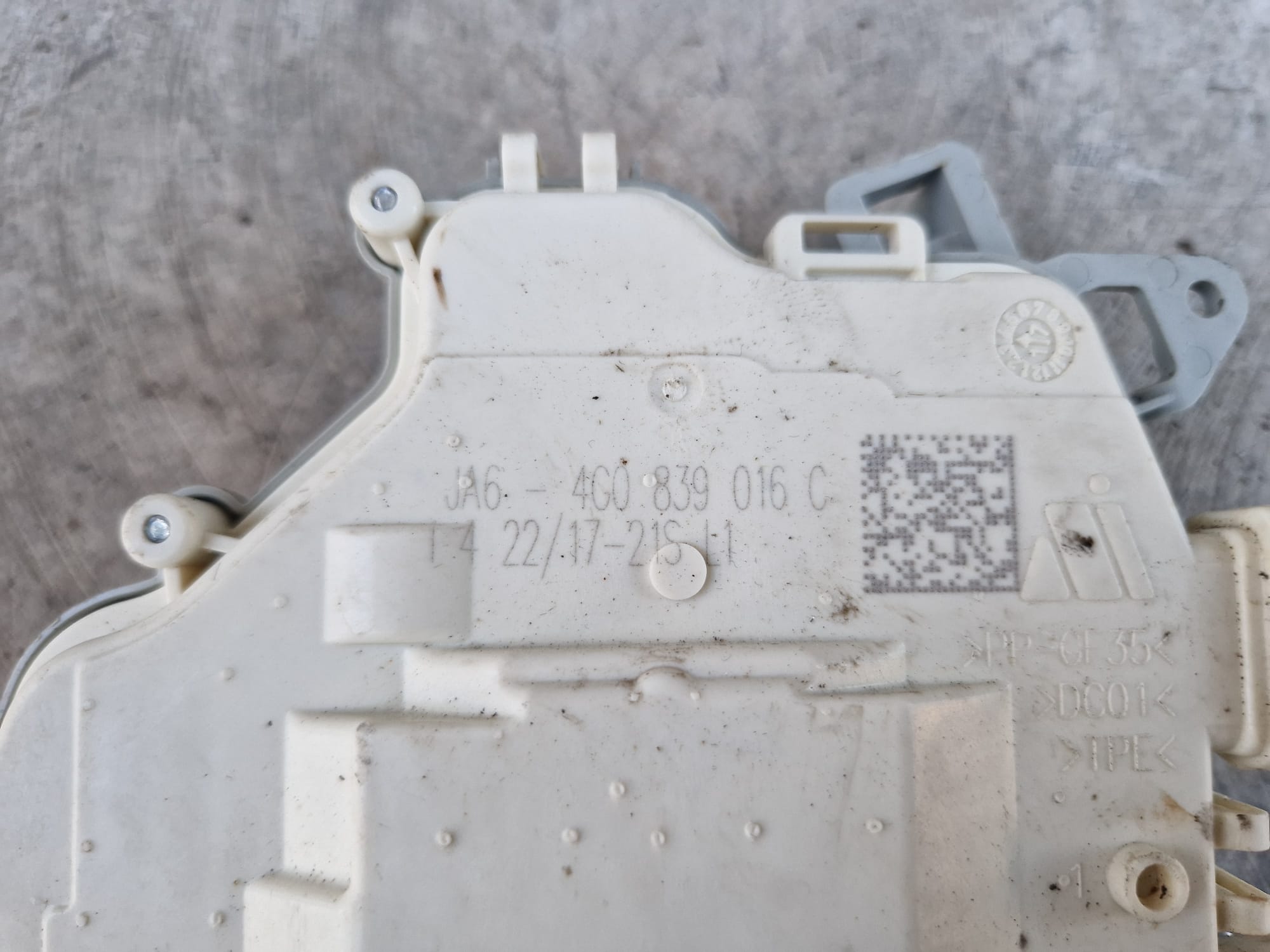 Zadnja desna brava vrata Audi A6 4G 4G0839016C - eeshop.ba | Kupuj ...